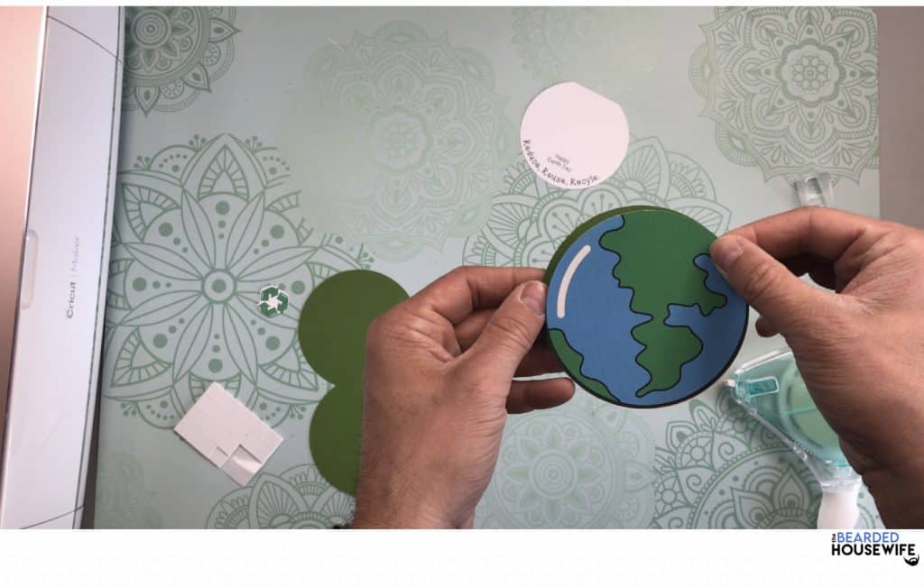 Earth Day Easel Cards - The Bearded Housewife