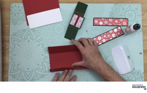 How to Make Money Cards for Christmas - The Bearded Housewife