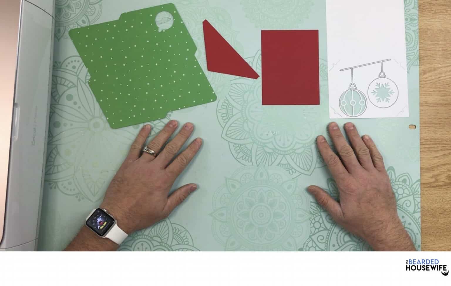 How to Make Festive Ornament Insert Cards - The Bearded Housewife