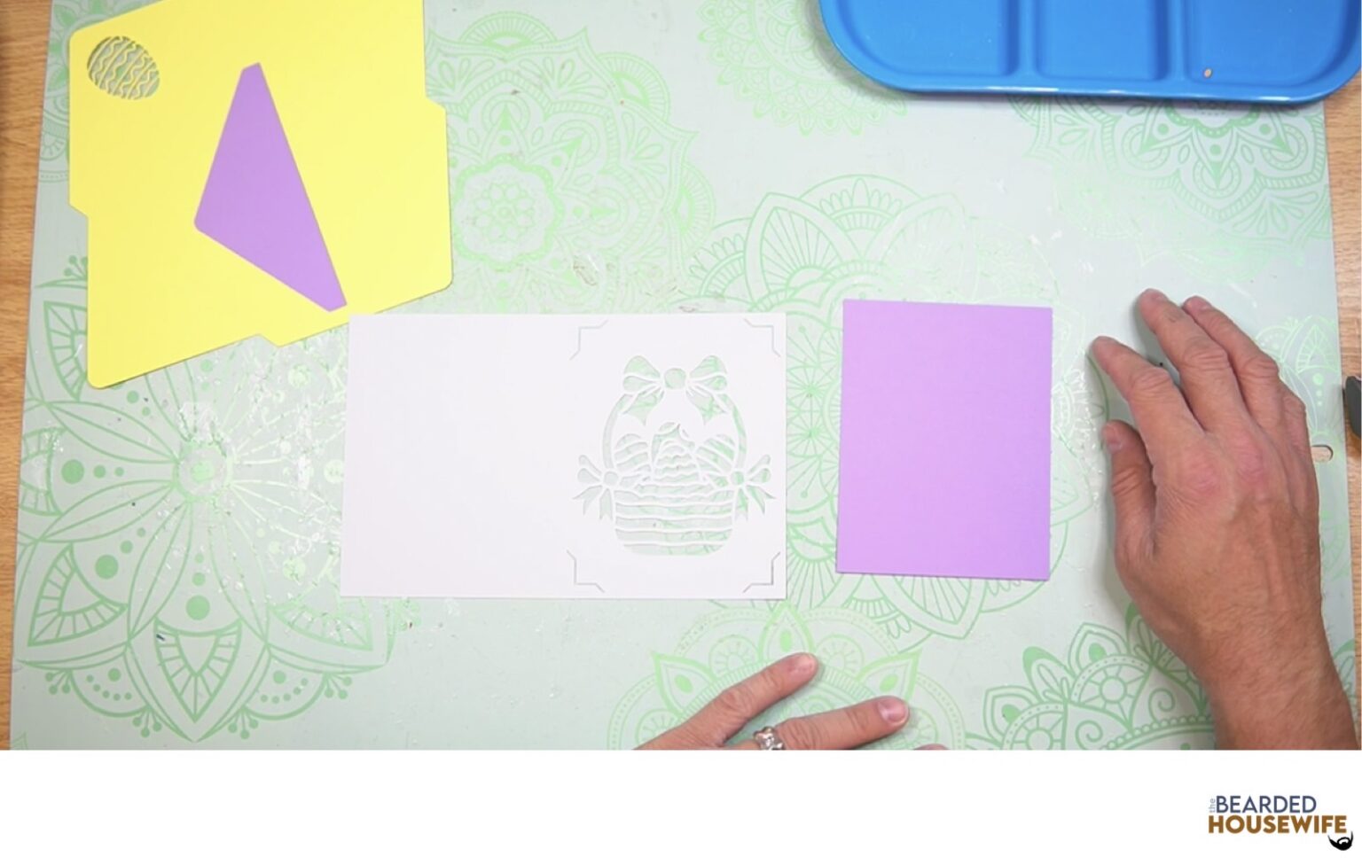 How to Make a Pretty Insert Card for Easter - The Bearded Housewife
