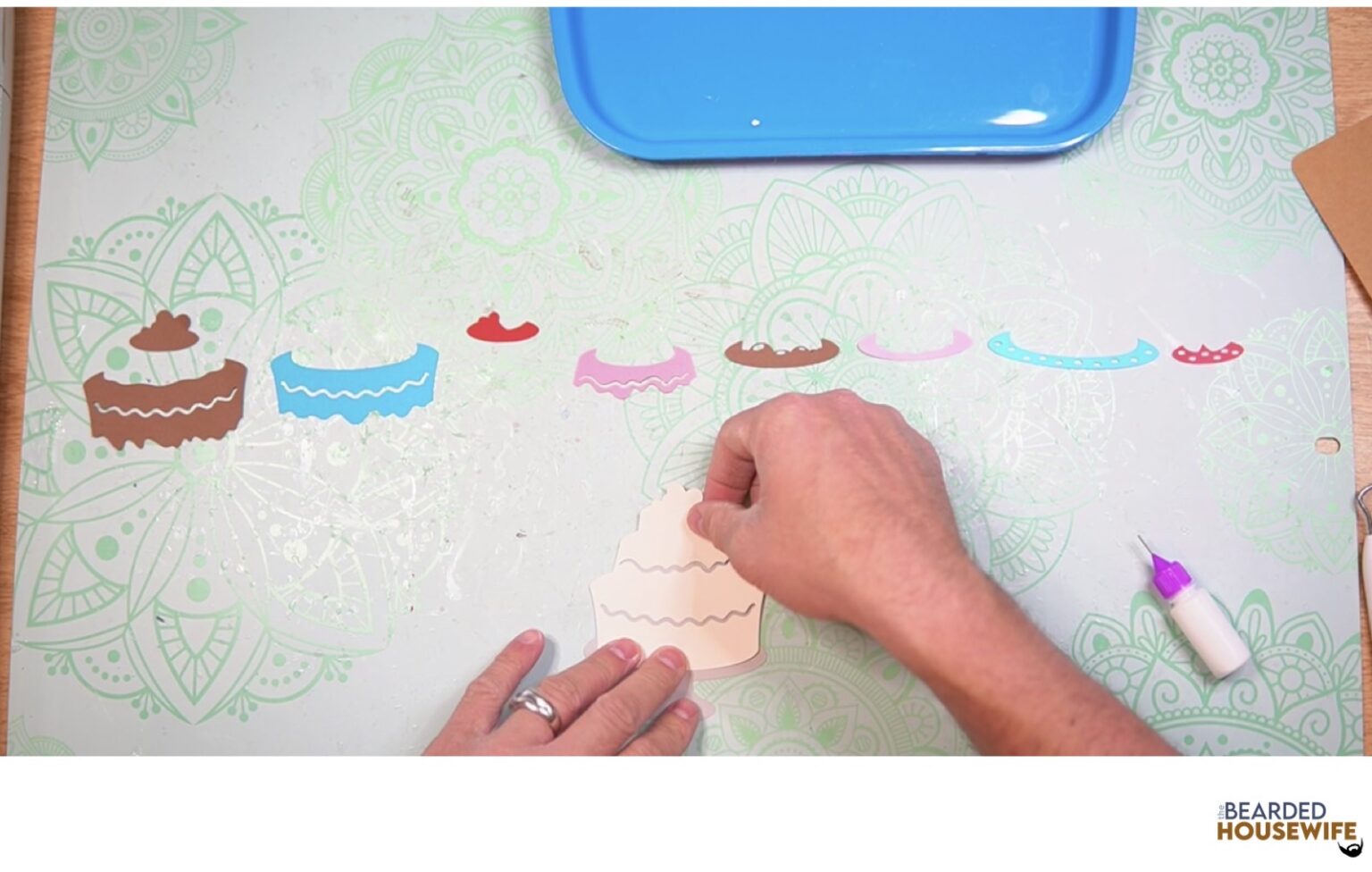 How to Make Birthday Cake Side Edge Cards - The Bearded Housewife