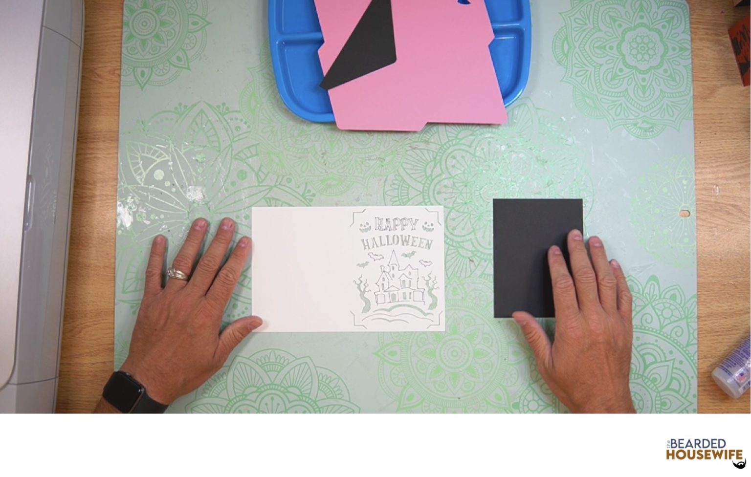 How to Make Halloween House Insert Cards - The Bearded Housewife