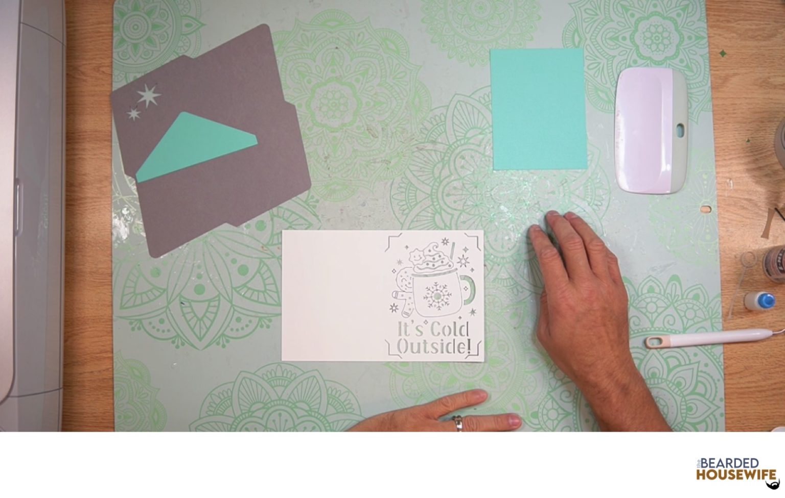 How to Make Cute It's Cold Outside Insert Cards - The Bearded Housewife