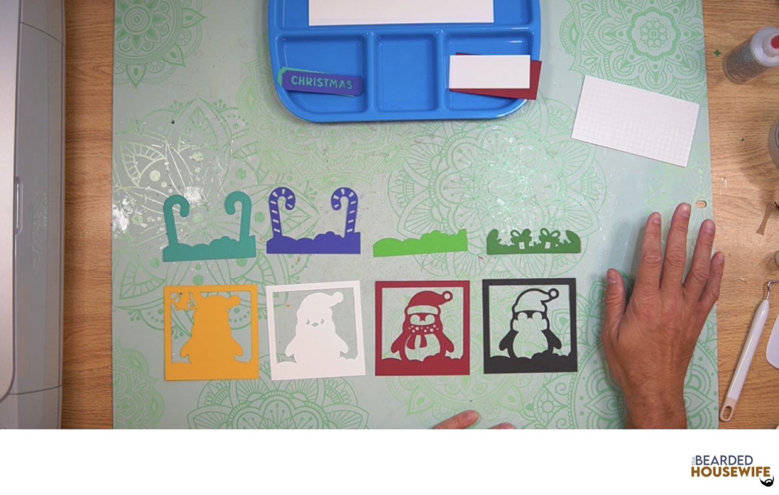 How to Make Cute Christmas Penguin Easel Cards - The Bearded Housewife