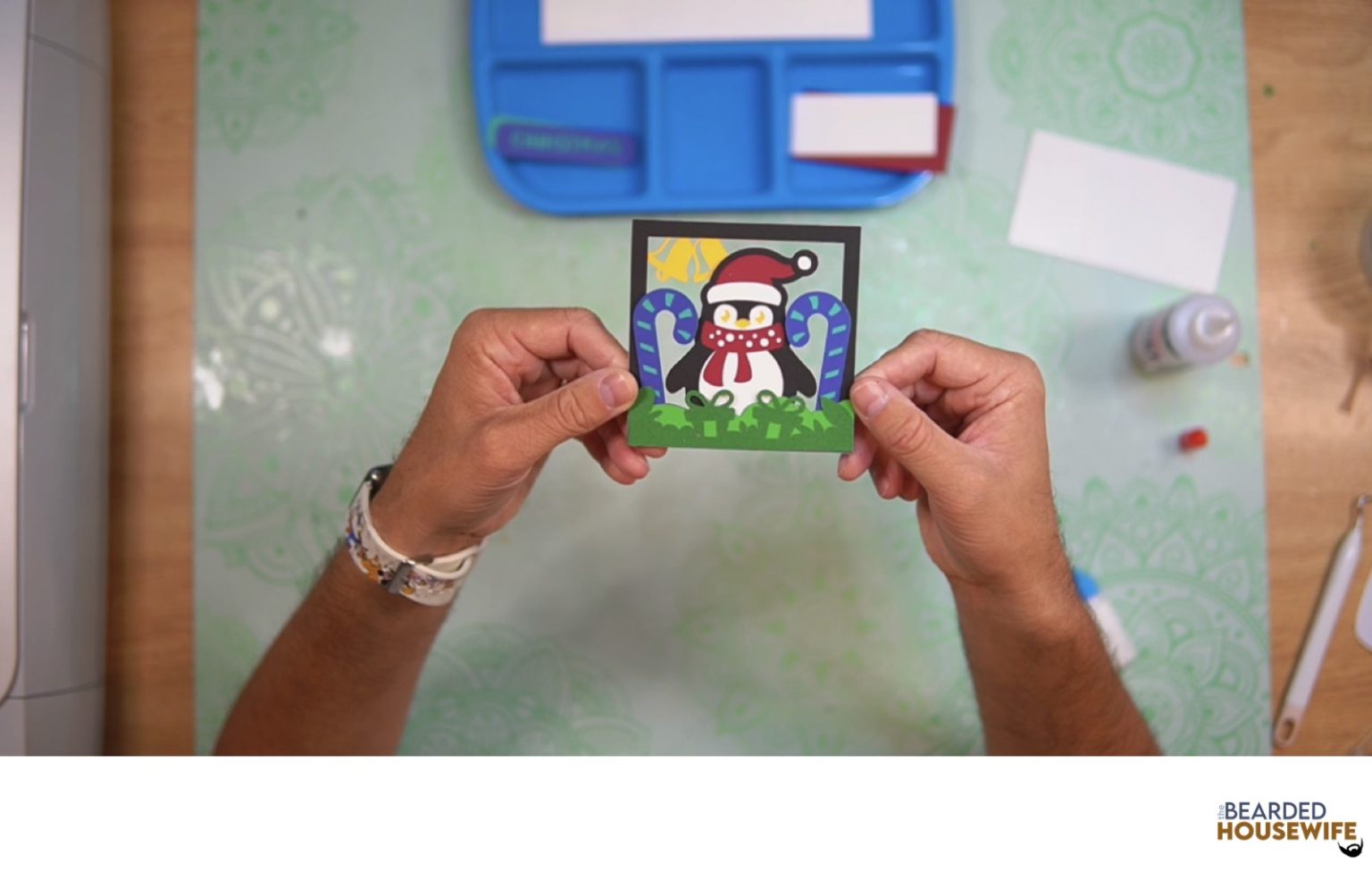 How to Make Cute Christmas Penguin Easel Cards - The Bearded Housewife