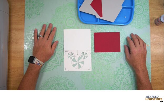 How to Make Fun Peppermint Mouse Insert Cards - The Bearded Housewife